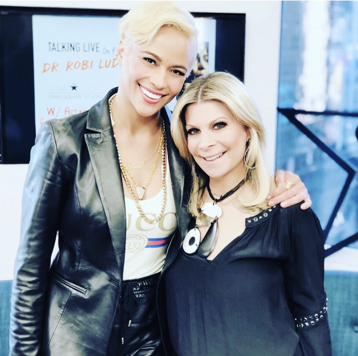 Photos – Dr. Robi Ludwig